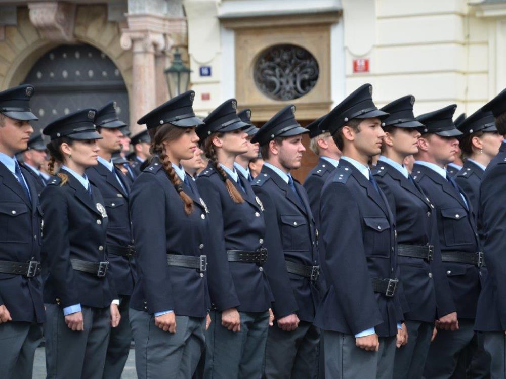 Superdůvěryhodná česká policie, Sputnik a StB — HlídacíPes.org