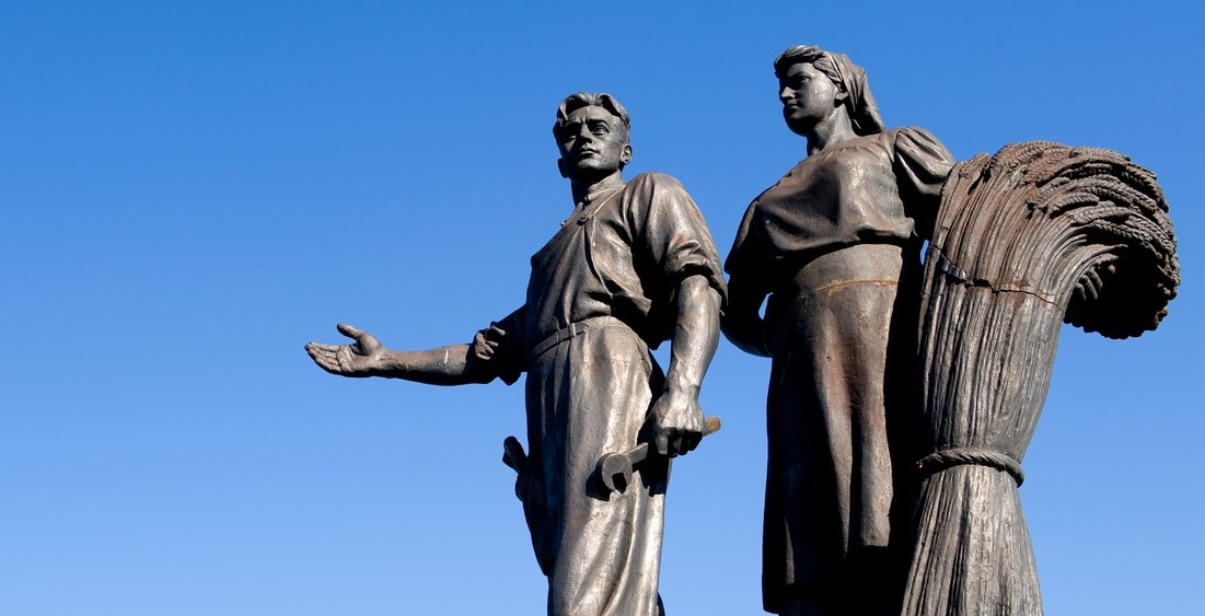 Adam Drda: Komunismus a plná zaměstnanost. ČSSR jako obrovský tábor ...