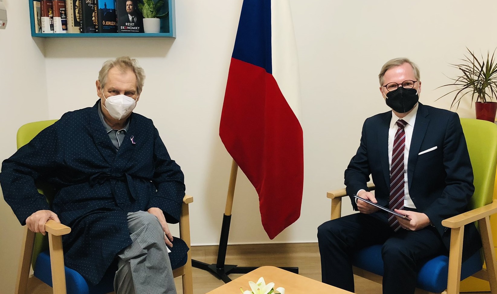 Ivan Gabal: Zemanova hra je snahou shodit koalici, popírá výsledky ...